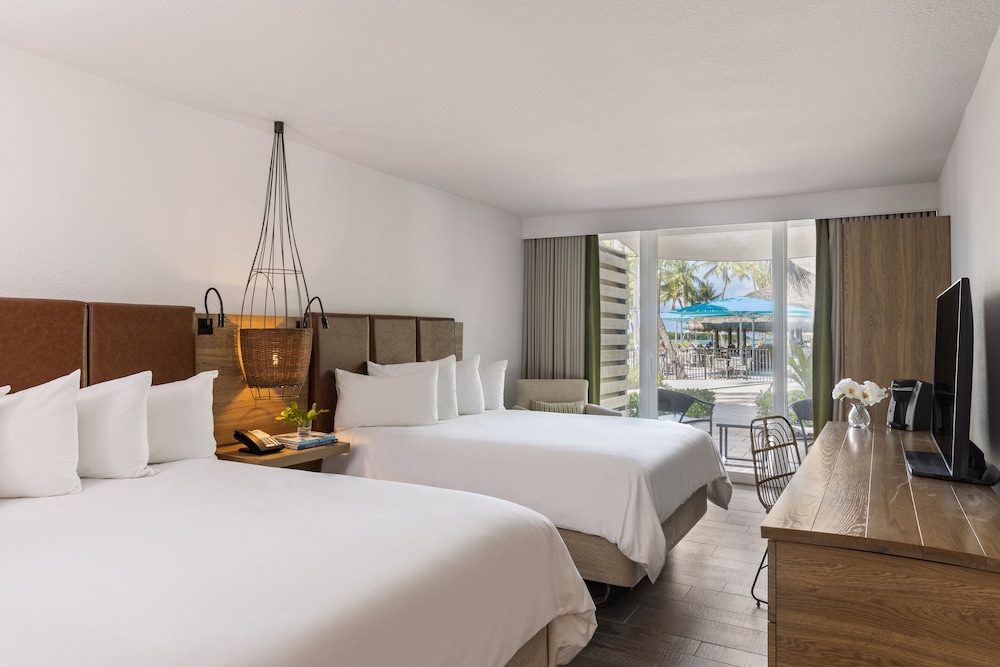 Amara Cay Resort