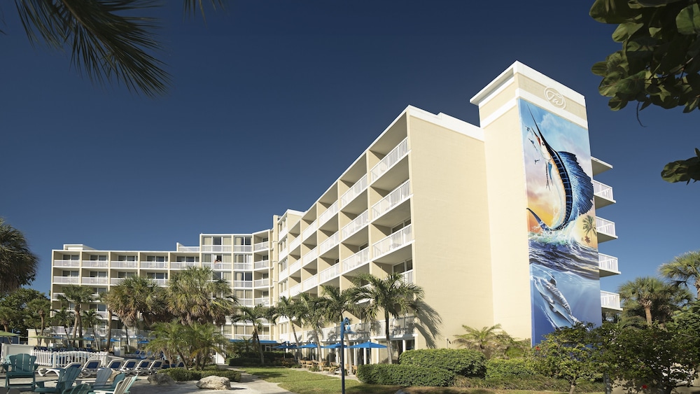 RumFish Beach Resort by TradeWinds