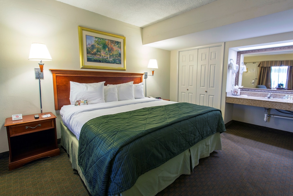 Quality Inn Savannah Historic District