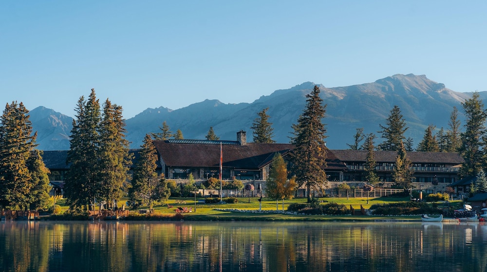 Fairmont Jasper Park Lodge